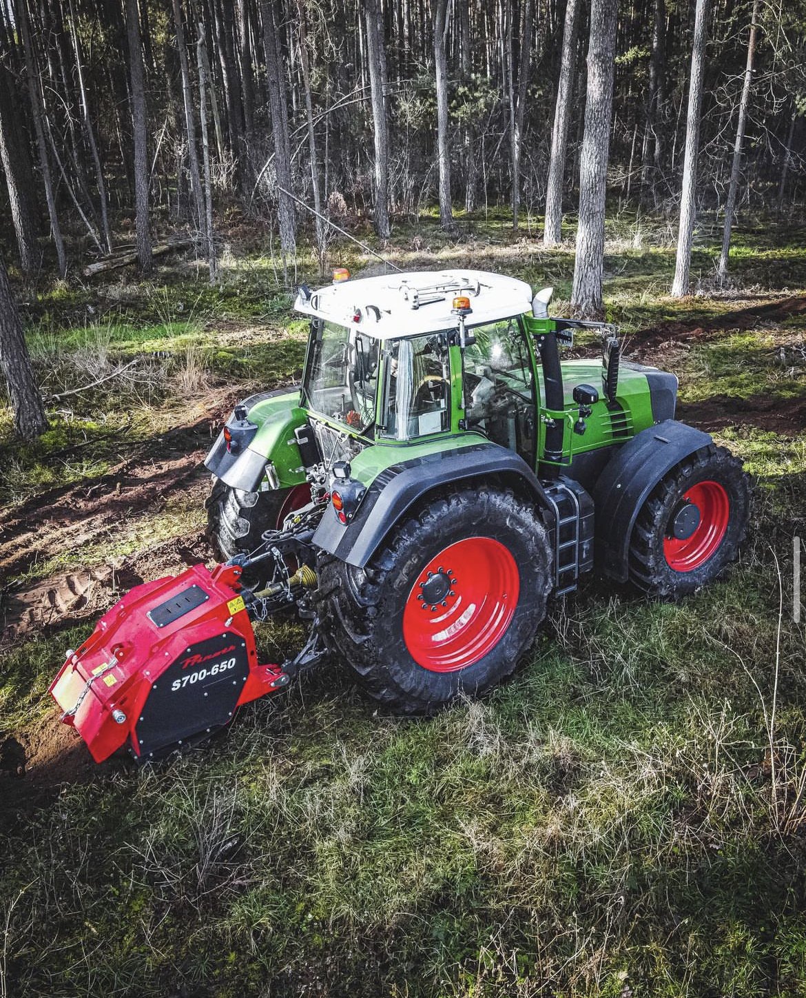 Subsoiler and stump grinder Ox R700m - Prinoth