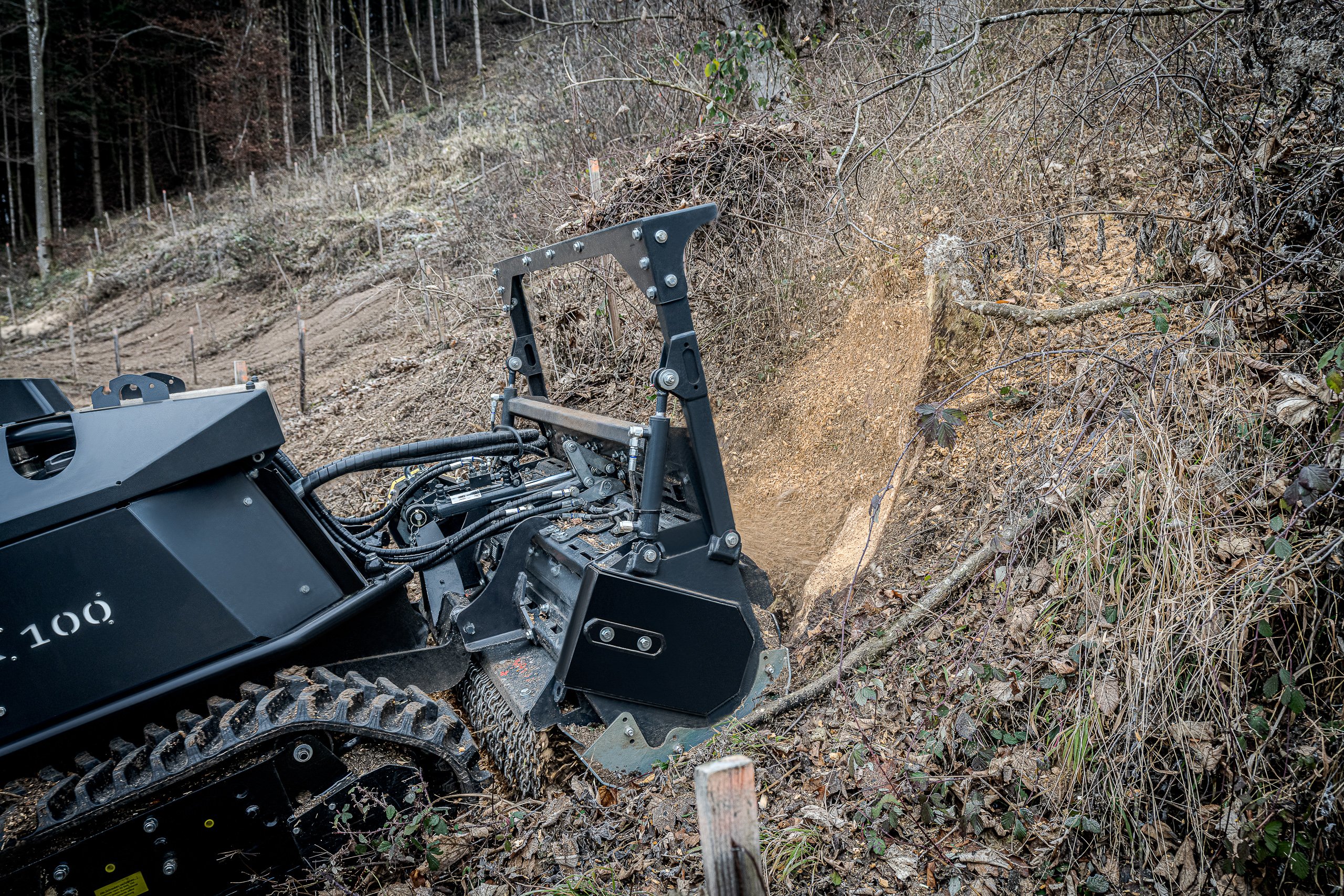 Remote-controlled vehicle Raptor 100 - Prinoth