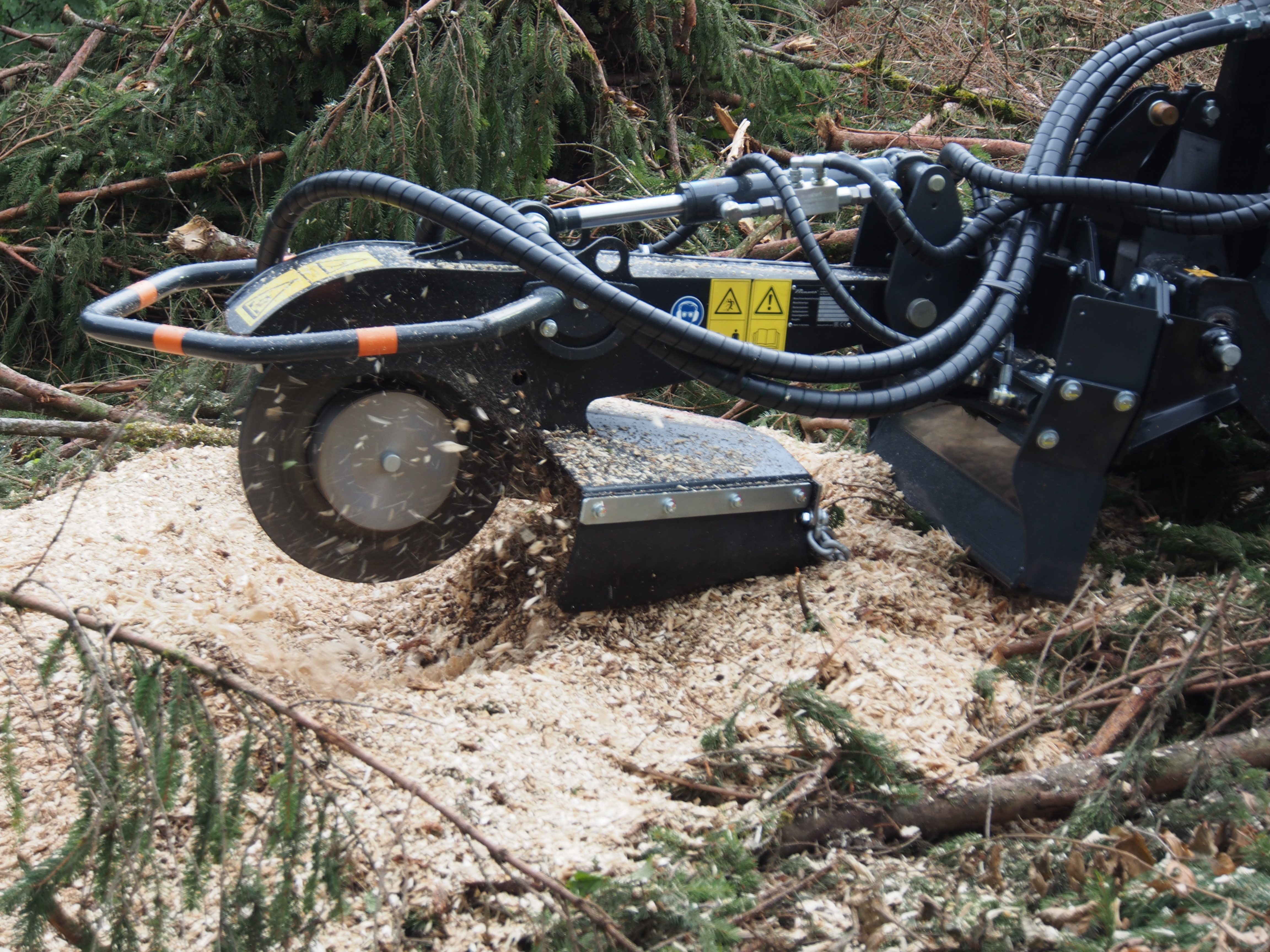 Remote-controlled vehicle Raptor 100 - Prinoth