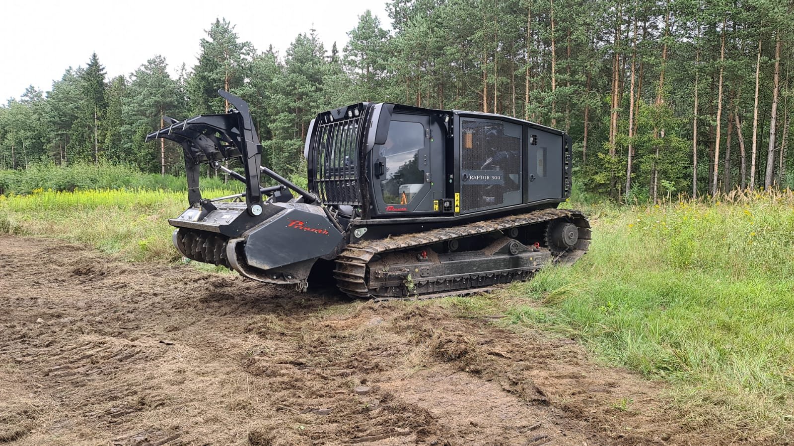 Raptor 300 Forestry Mulching Carrier Vehicle - Prinoth