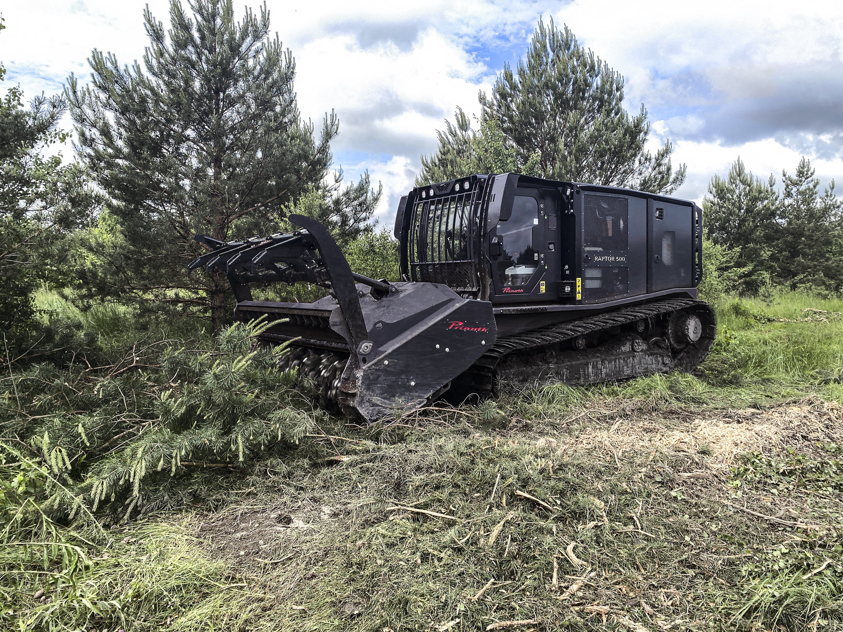 Prinoth forestry mulchers and carrier vehicles - Prinoth