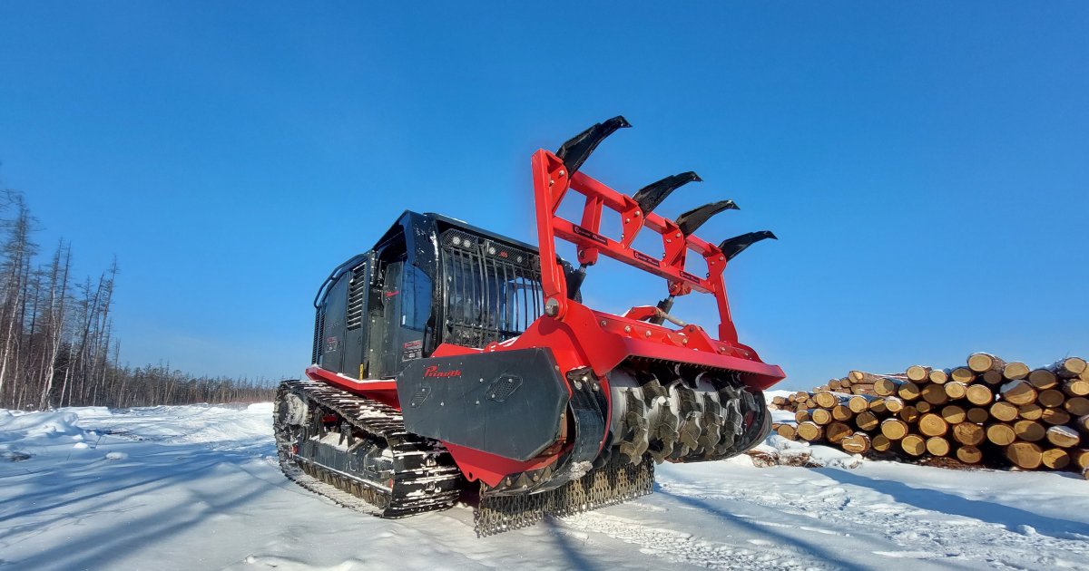 Raptor 800 Forestry Mulching Carrier Vehicle - Prinoth