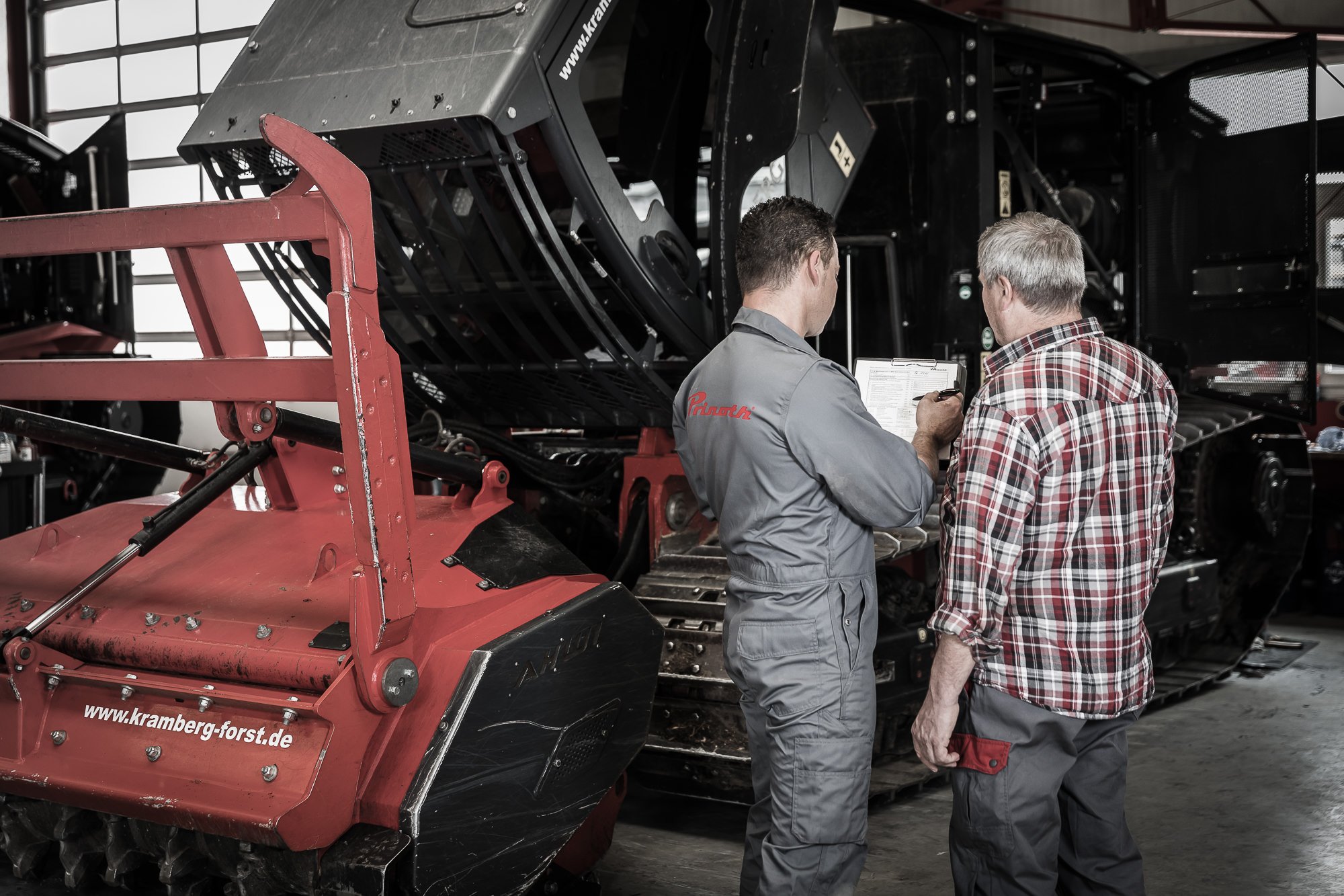 Prinoth forestry mulchers and carrier vehicles - Prinoth